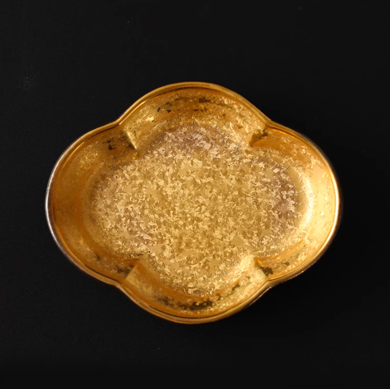 Hasami Ware Toyotsu Handcrafted Gold and Silver Decorated Dessert Plat ...